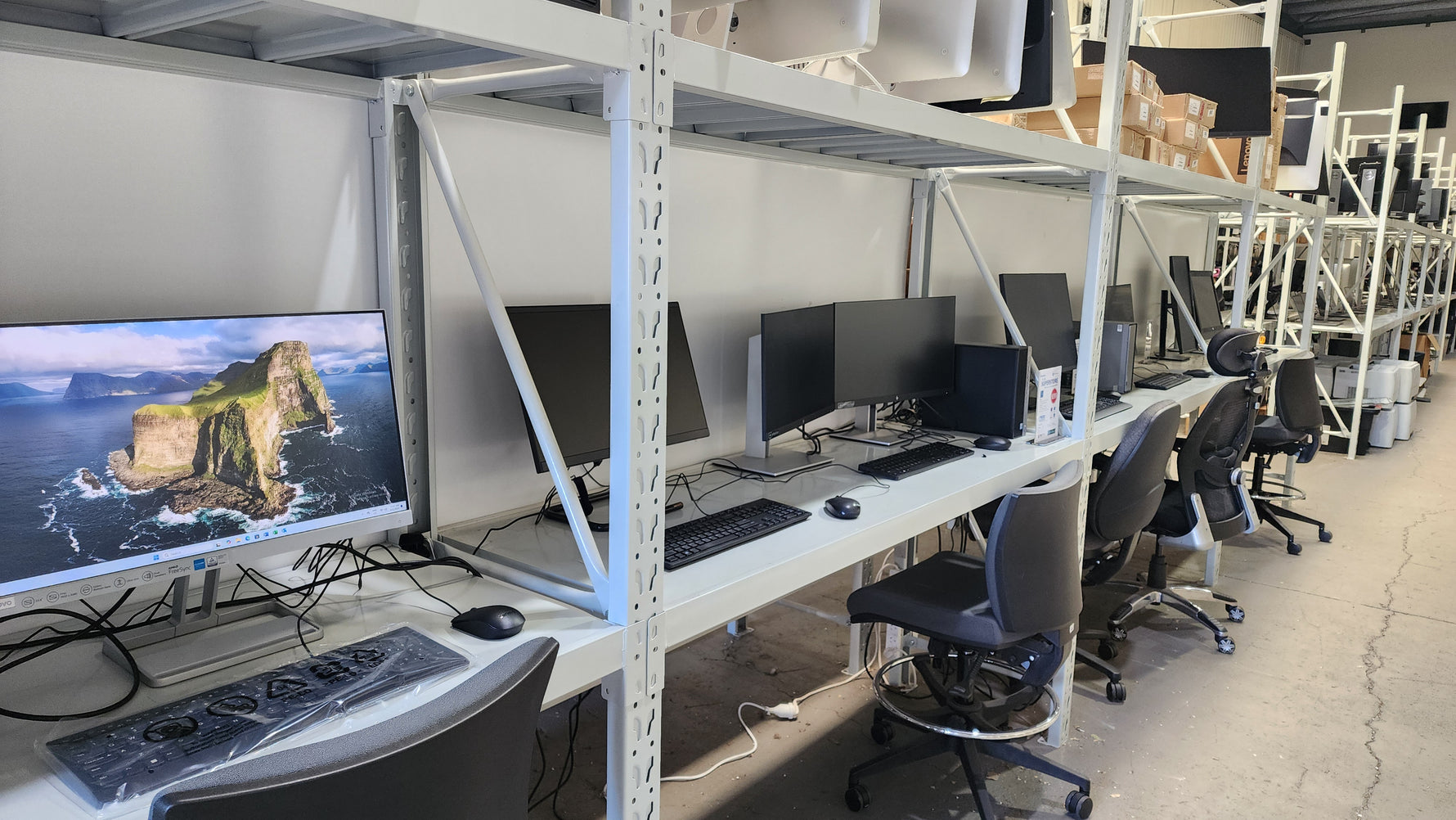 Aussie IT Services. Brisbane Southside Superstore. Open Mon - Friday